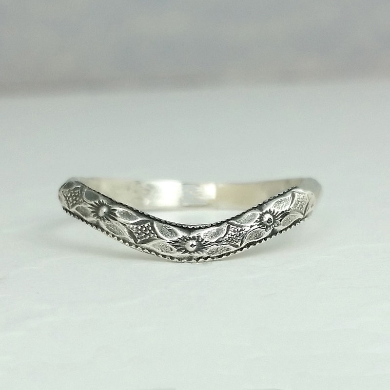 Contour Wedding Band - Etsy