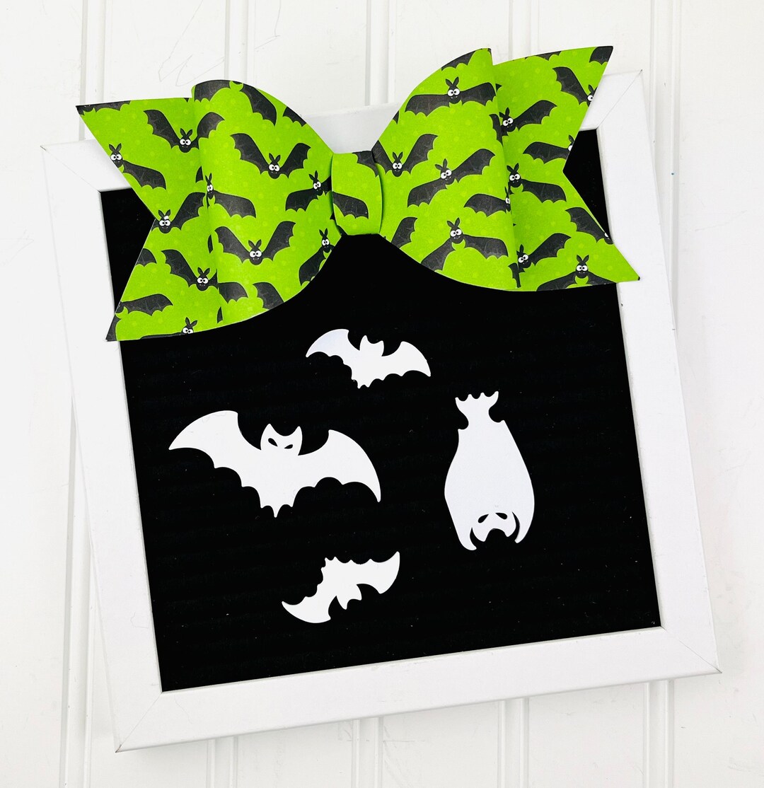 Letter Board Flying Bats, Felt Board Halloween Icons, Spooky Bats ...
