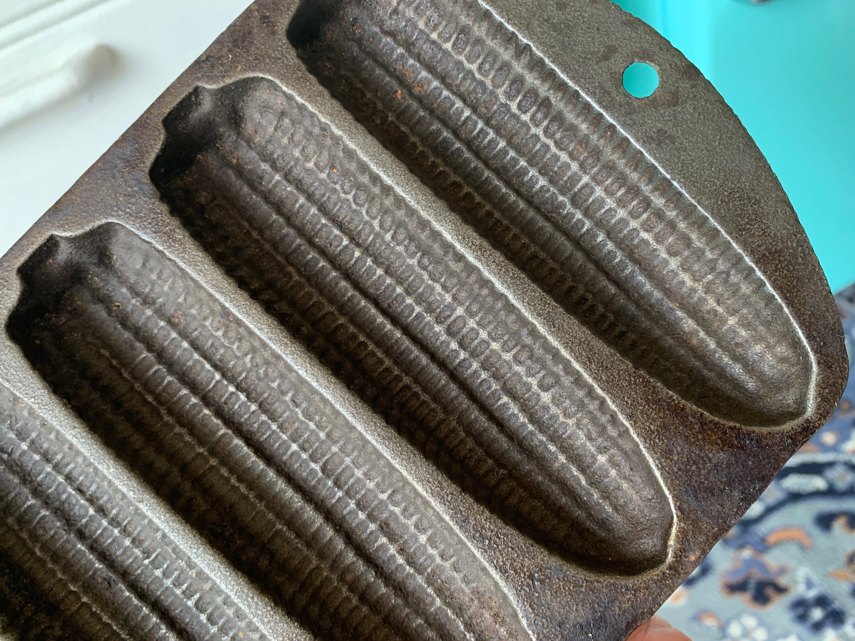 Vintage Lodge Cast Iron Corn Stick Baking Pan, Cornbread Stick Pan With ...