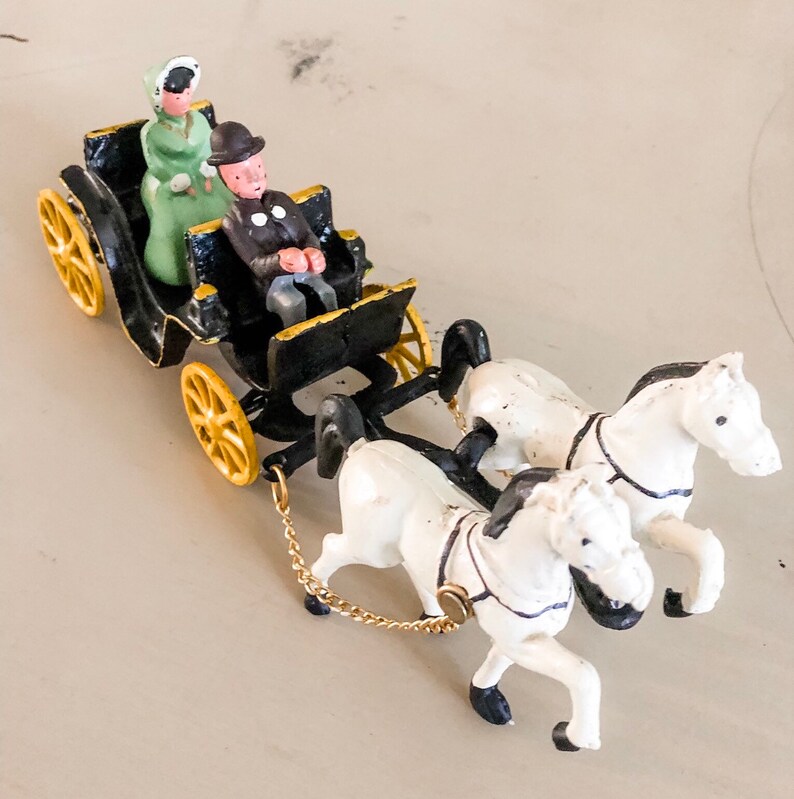 Cast Iron Horse Drawn Carriage Wagon. 1950's Toy Antique Collectible ...
