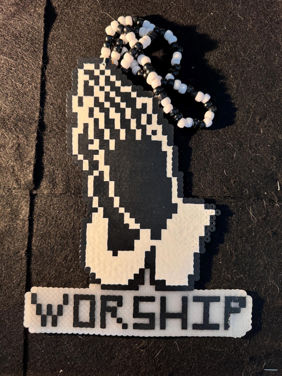 Worship Artist Perler - Etsy