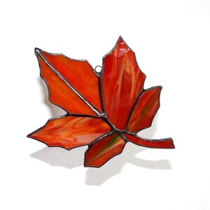 Stained Glass Leaf PATTERNS - Celebrate Autumn With These Four Leaf ...