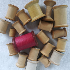 20 Vintage Wooden Thread Spools - Etsy