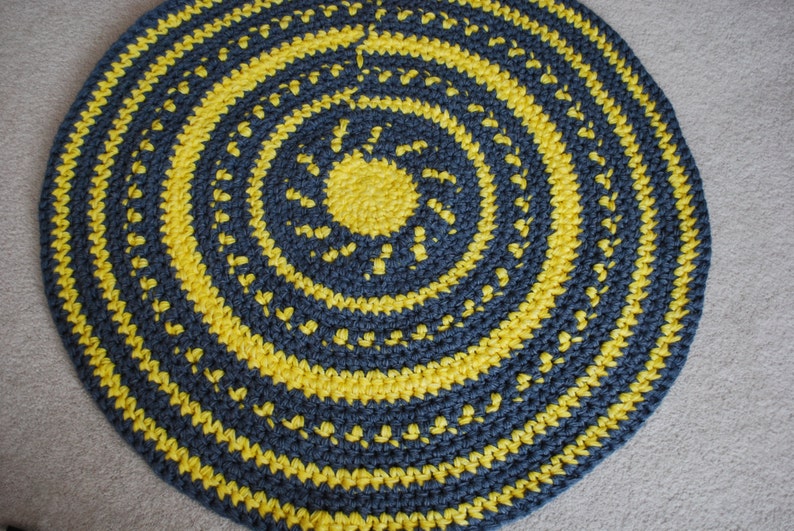Gray and yellow handmade circle rug | Etsy
