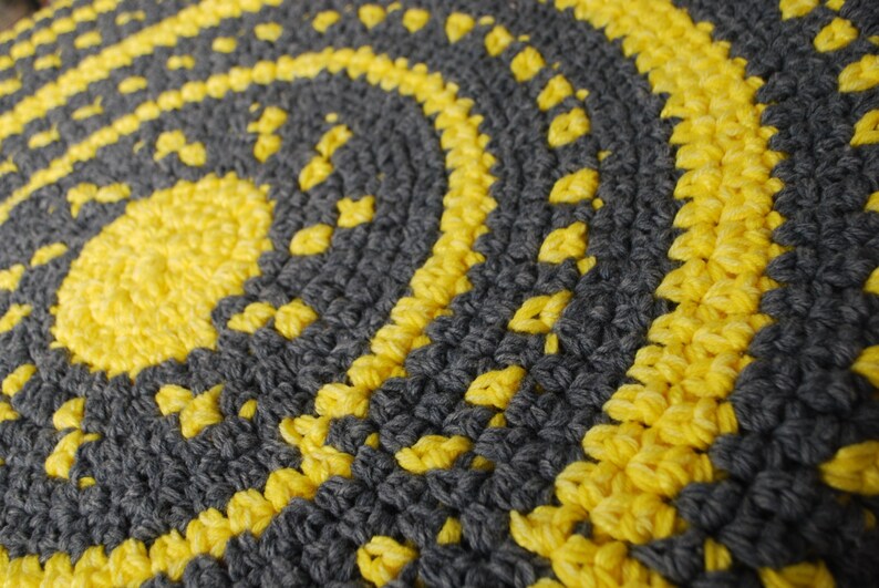Gray and Yellow Handmade Circle Rug - Etsy