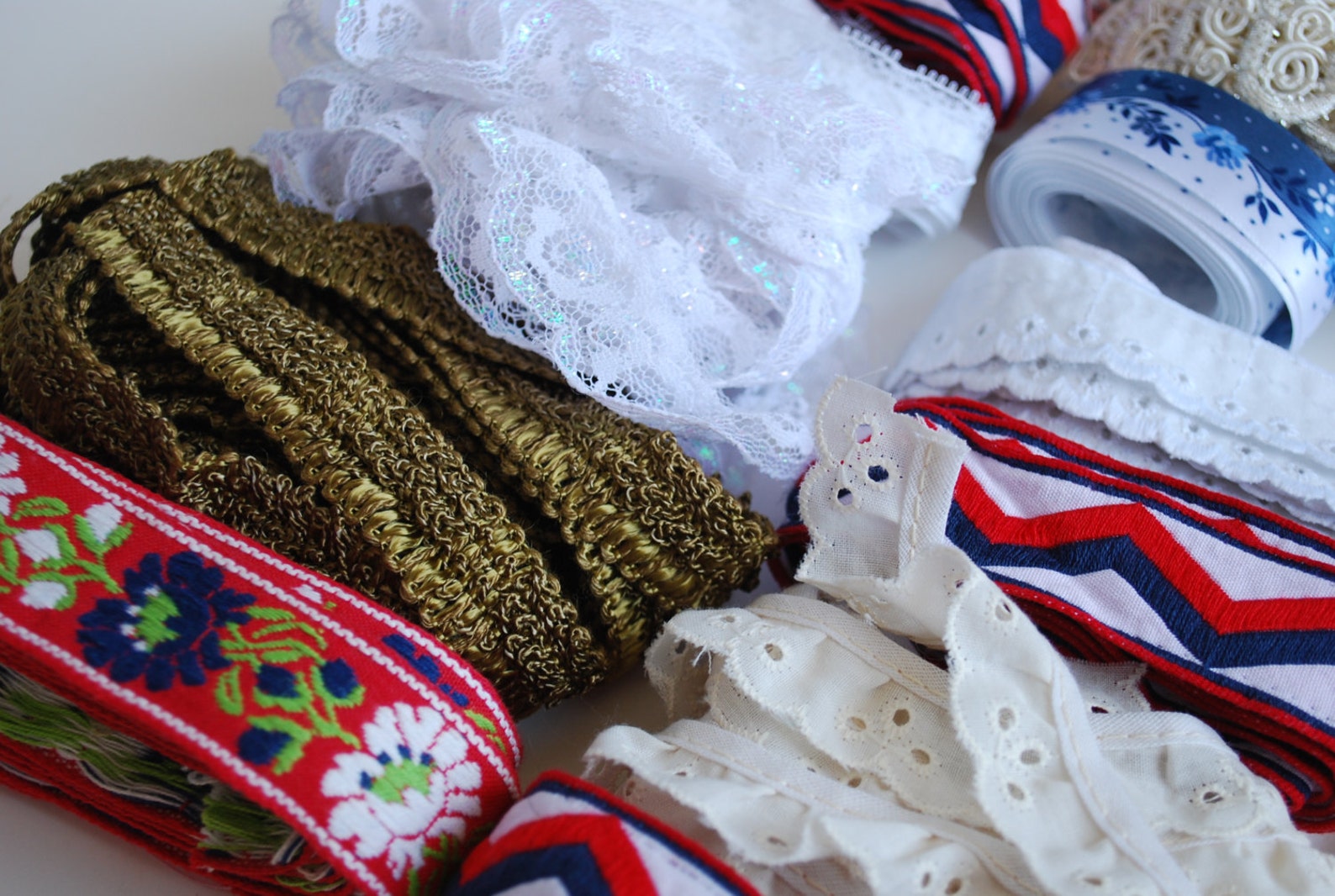 8 Oz. Vintage Lot of Lace Trim and Ribbon/ Destash | Etsy