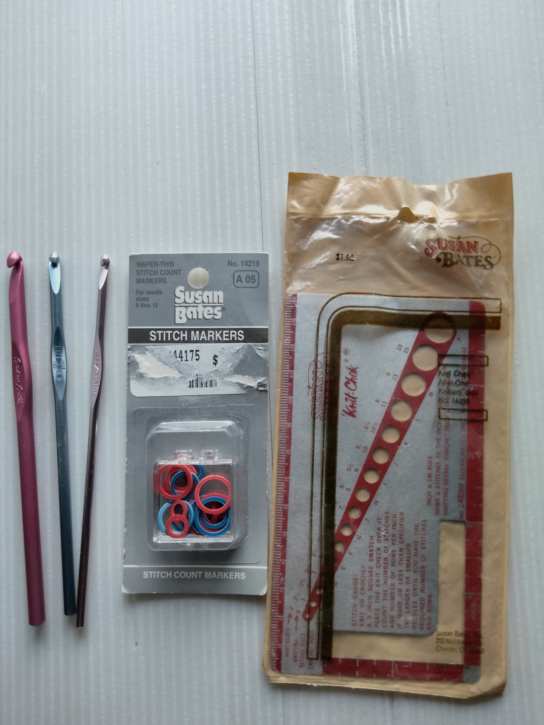 Vintage Susan Bates Knitting Set 5 Pieces: Crochet Hooks ,sttitch ...