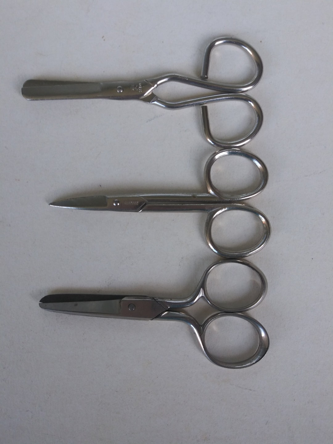 Set of 3 Vintage Metal Scissors - Etsy