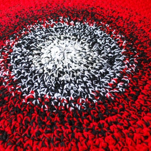 Red Black White Handmade Circle Rug - Etsy