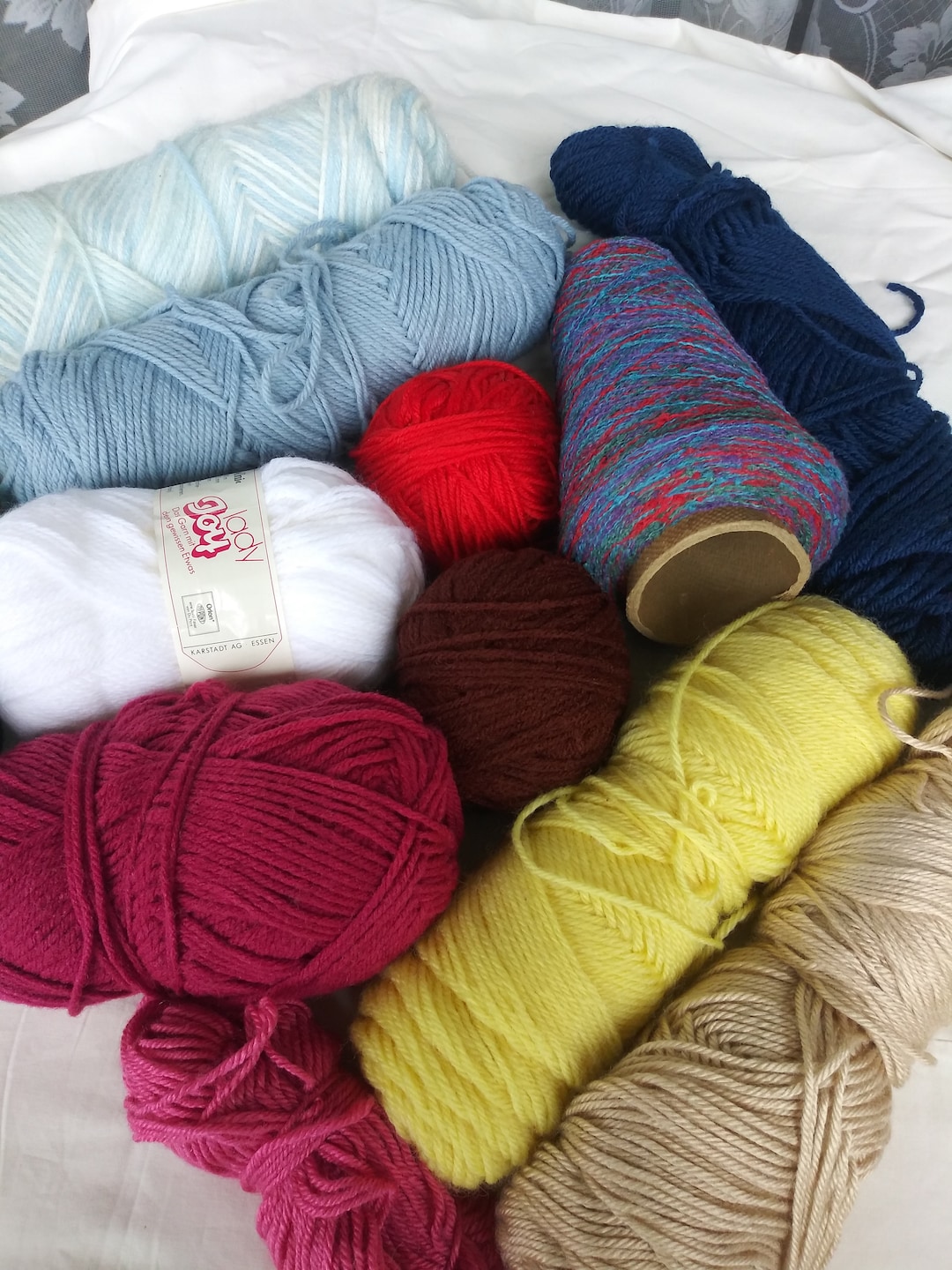 2.5 Pounds Mixed Yarn Variety - Yarn Destash - Destash Crafting -yarn ...