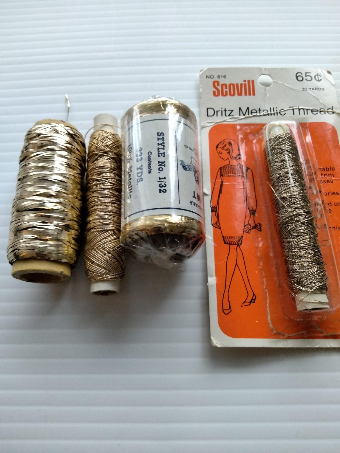 4 Spools of Gold Metallic Thread Vintage Thread - Etsy