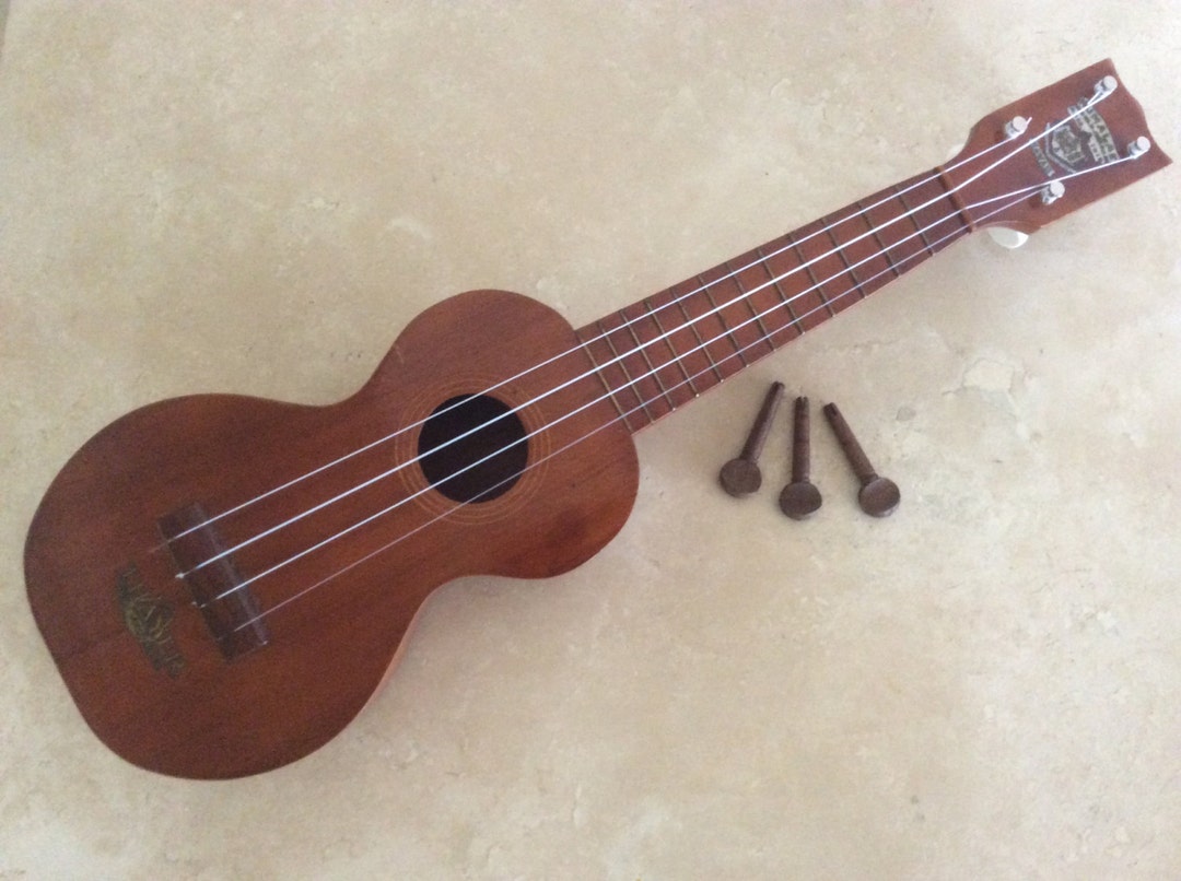 Vintage Kumalae Gold Award Ukulele: Koa Wood Hawaiian Instrument - Etsy