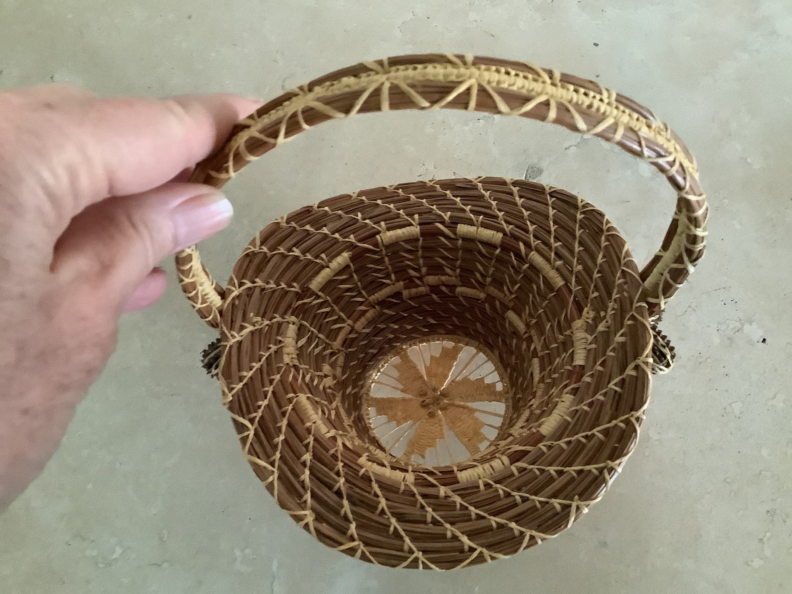 Beautiful Vintage Handmade Pine Needle Basket With Handle - Etsy New ...