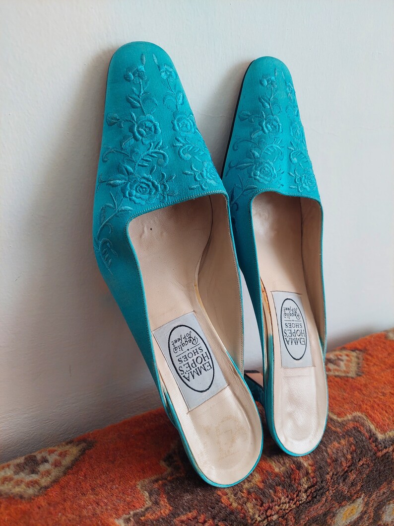 Vintage Emma Hope Shoes Mules | Leather & Silk Embroidered Flowers ...