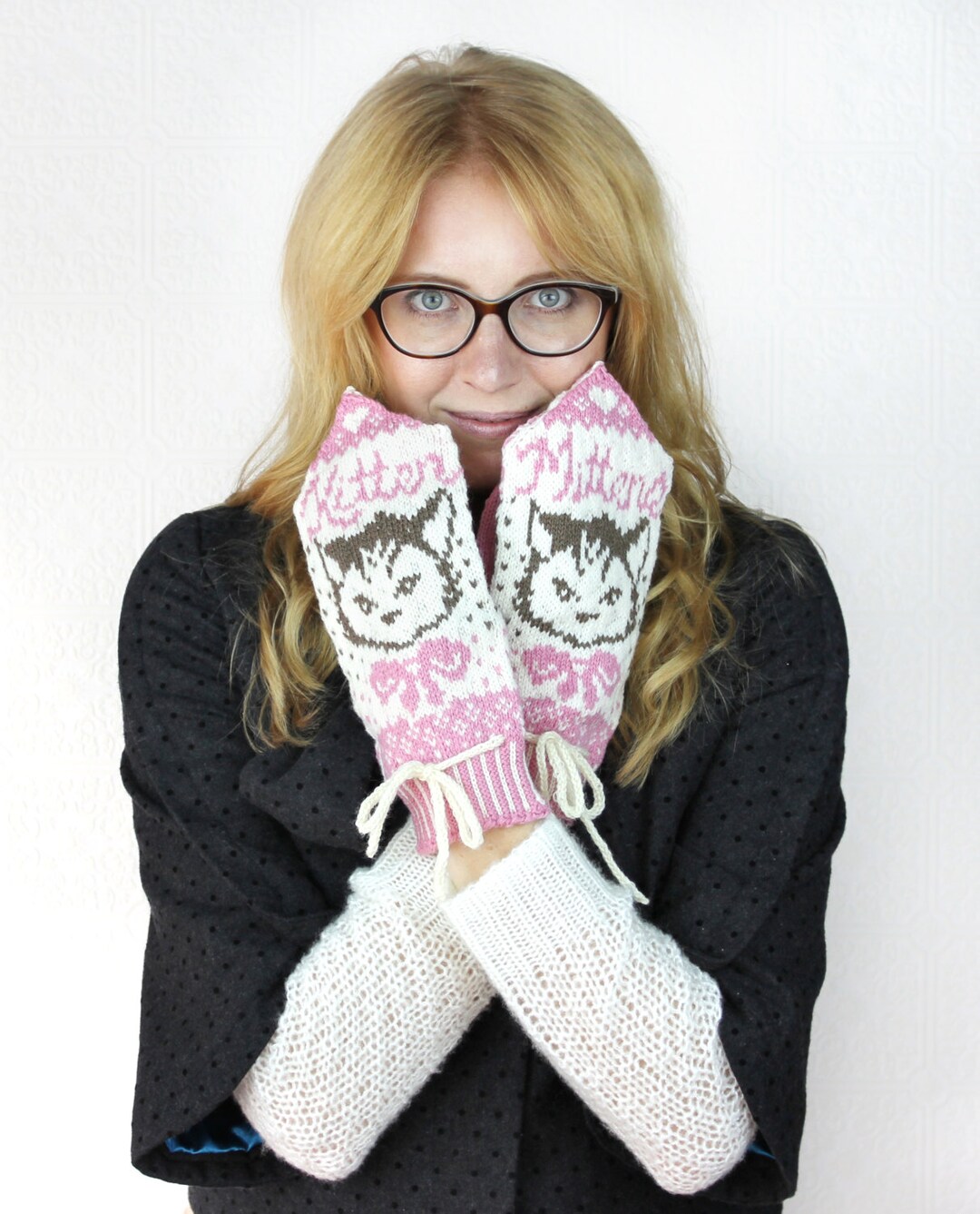 Kitten Mittens Knitting Pattern: Pink & White Fair Isle (PDF Pattern ...