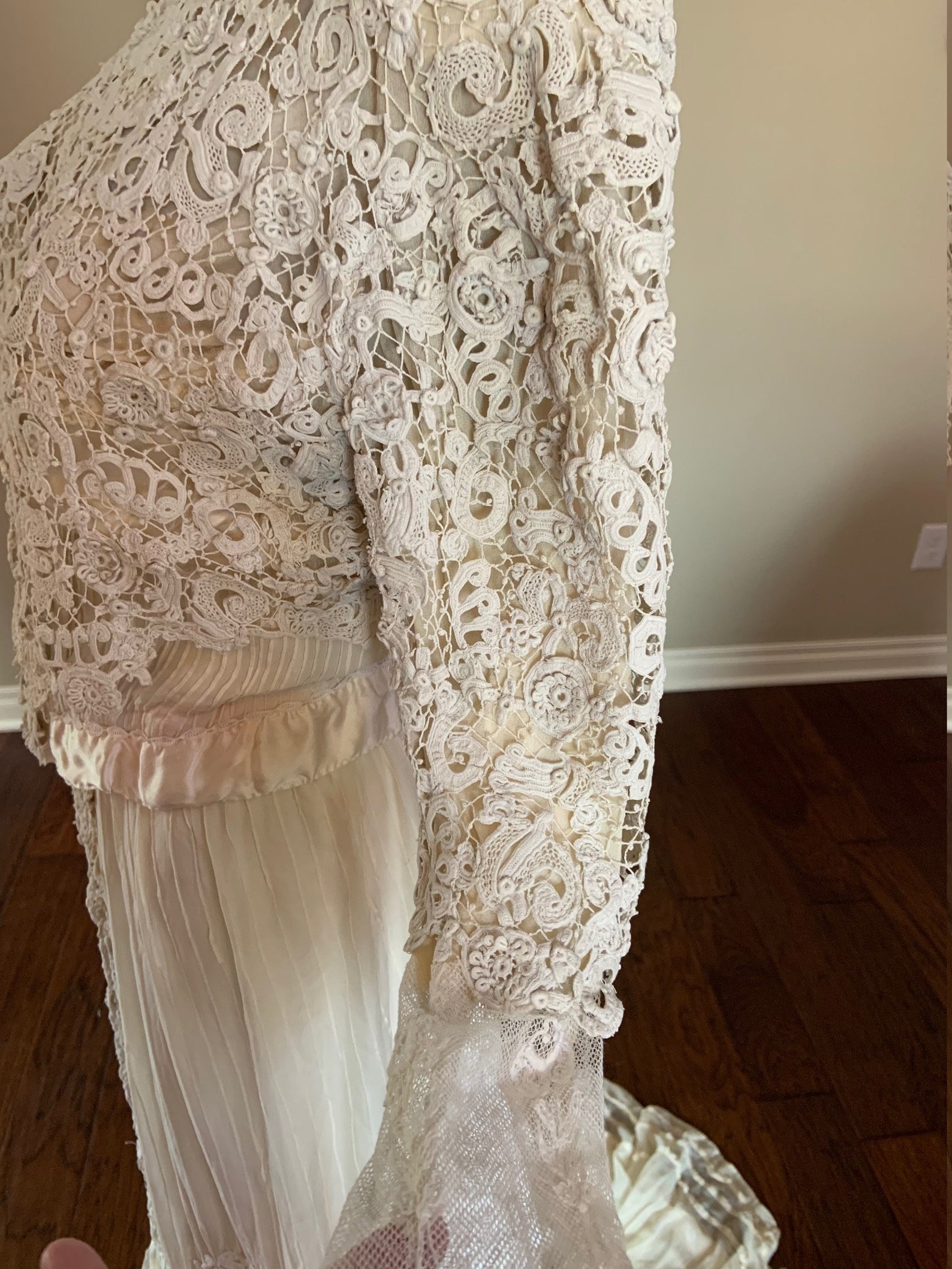 Antique Silk and Irish Lace Wedding Gown - Etsy