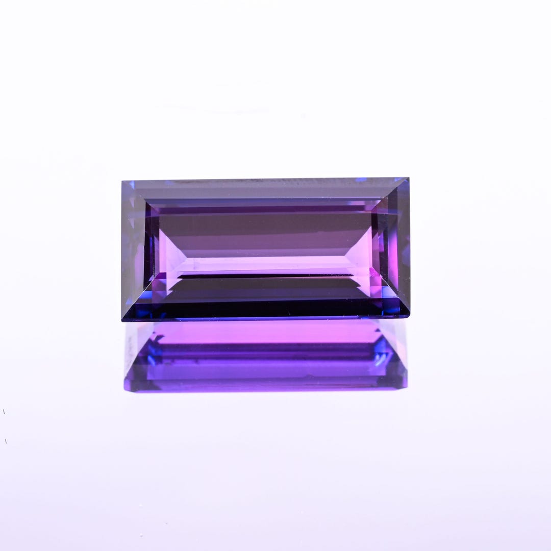 AAA Purple Bi-color Ceylon Sapphire: 20X10 Radiant Cut Loose Gemstone ...