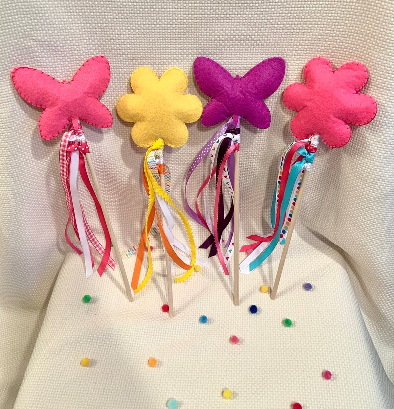 Daisy Flower Wands With Ribbon Detail Pretend Play, Flower Girl, Photo ...