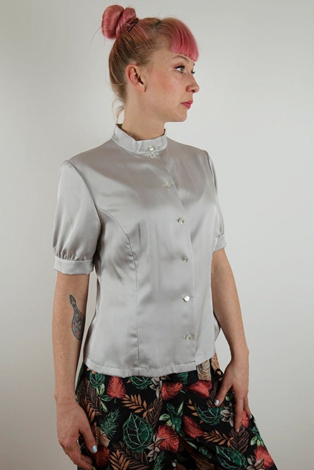 Vintage Silver Short Sleeve Button up Blouse - Etsy