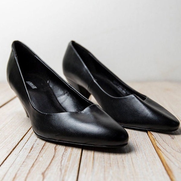 Classic Pumps - Etsy