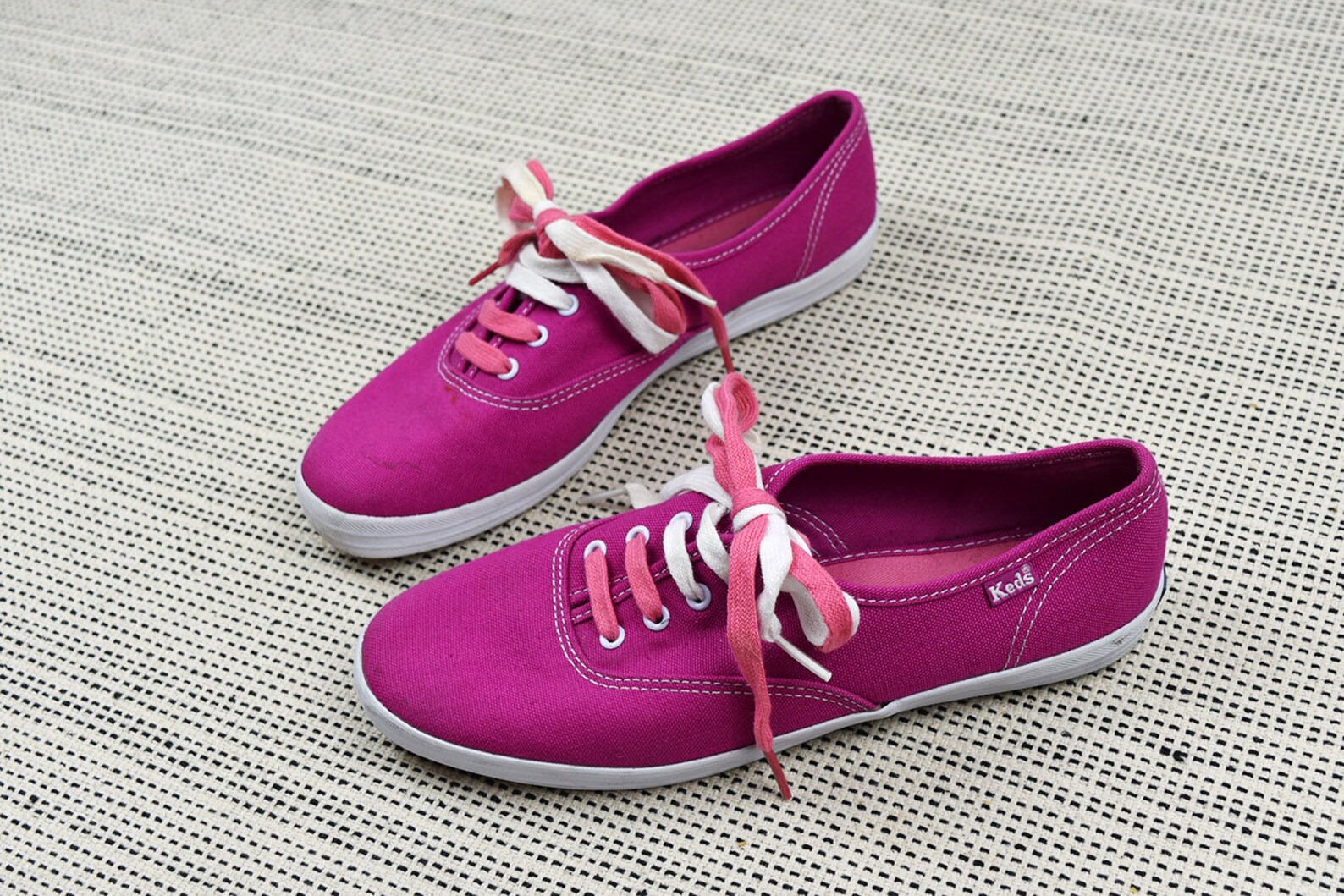 Vintage KEDS Pink Canvas Lace up Sneakers - Etsy