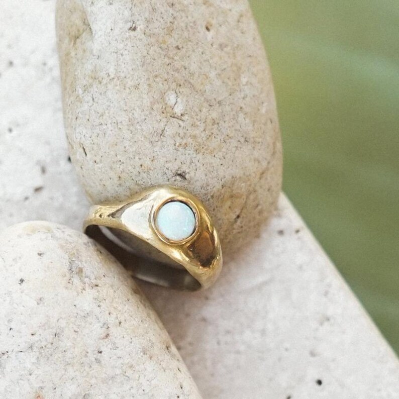 Aether Ring - Gold Opal Ring - Etsy