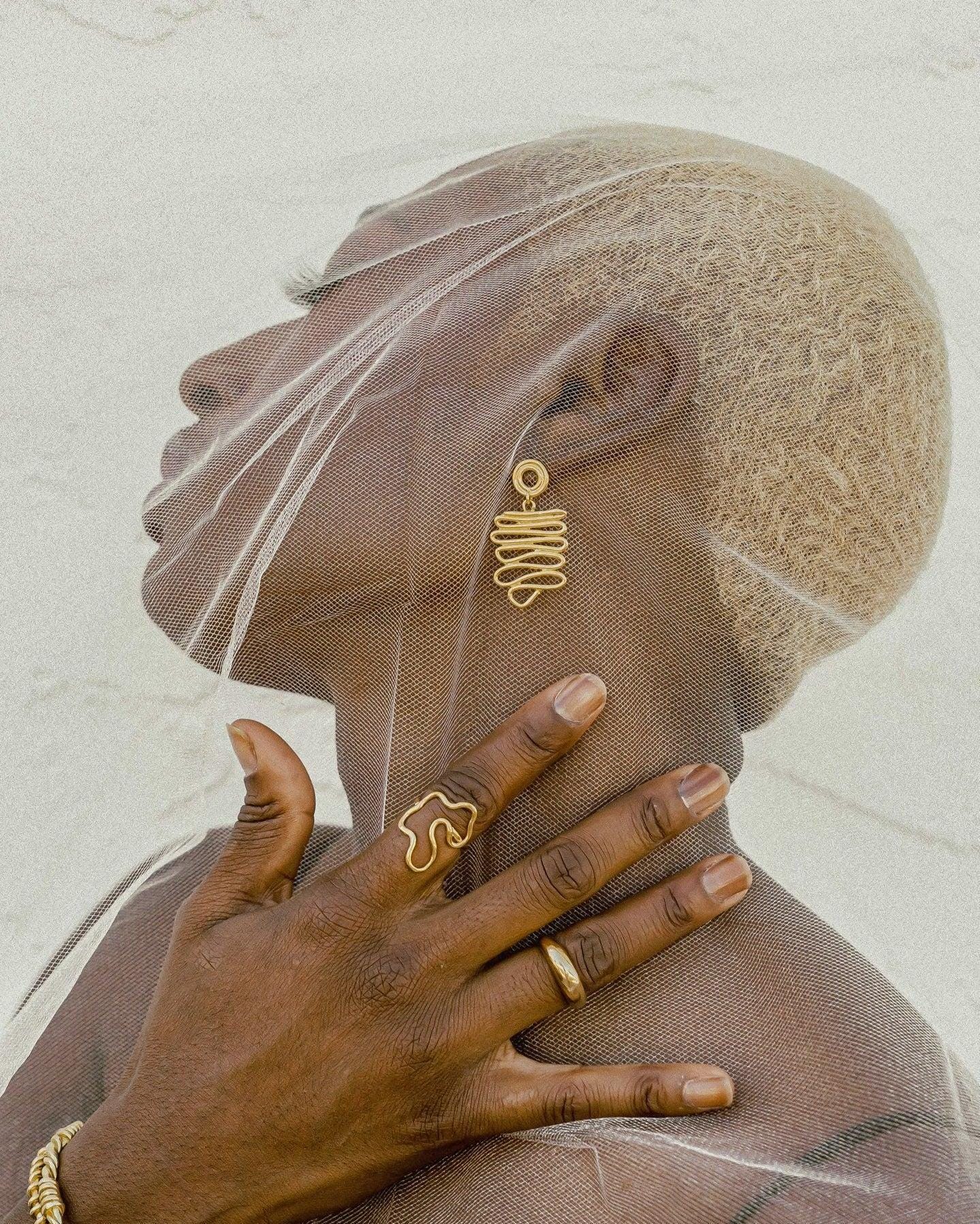 Puddle Ring by Dea Dia - Gold Abstract Modernist Ring - Flowing and ...