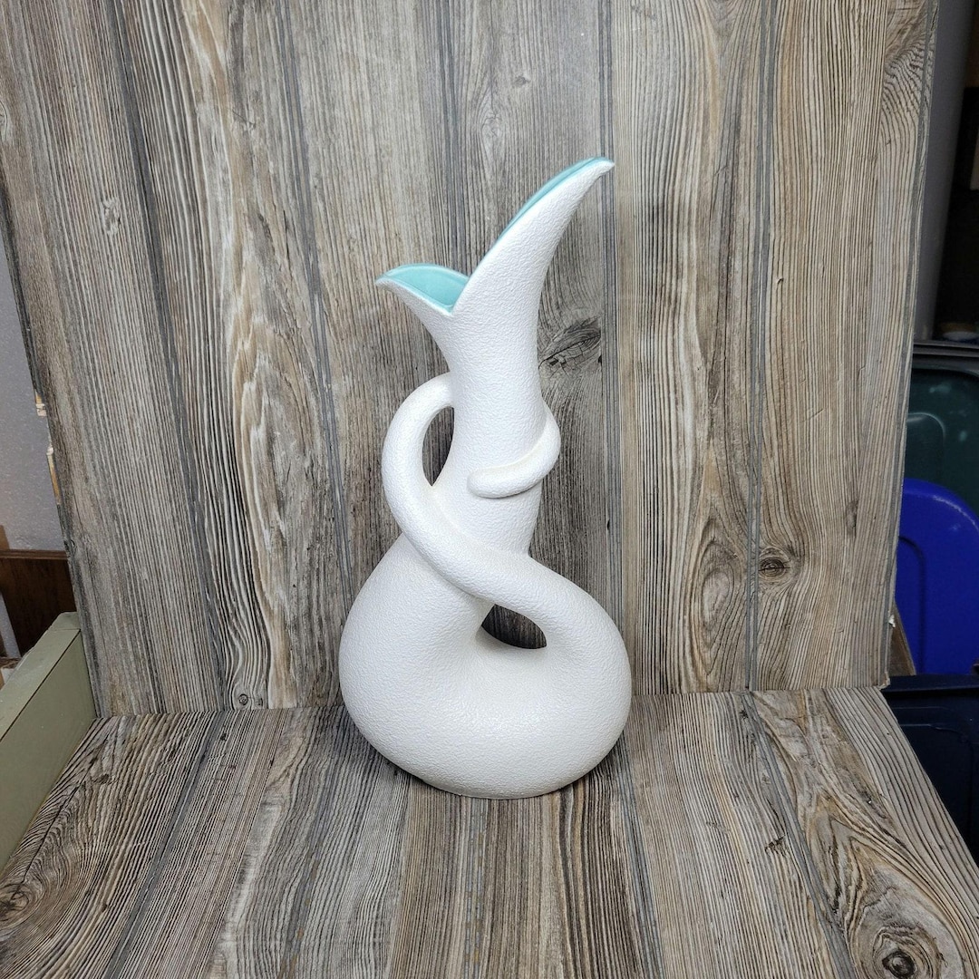 Mid Century Modern Royal Haeger Pottery Lava Cobra Vase 483, White ...
