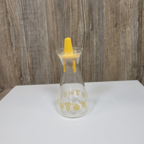 Pyrex Salt and Pepper Shakers - Etsy