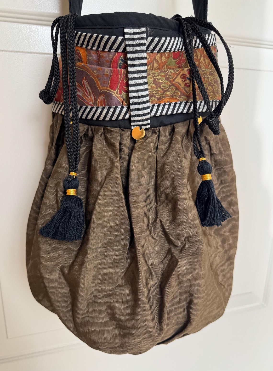 Vintage Lina Lama Handicrafts Shoulder Strap Fabric Hobo Style Brown ...