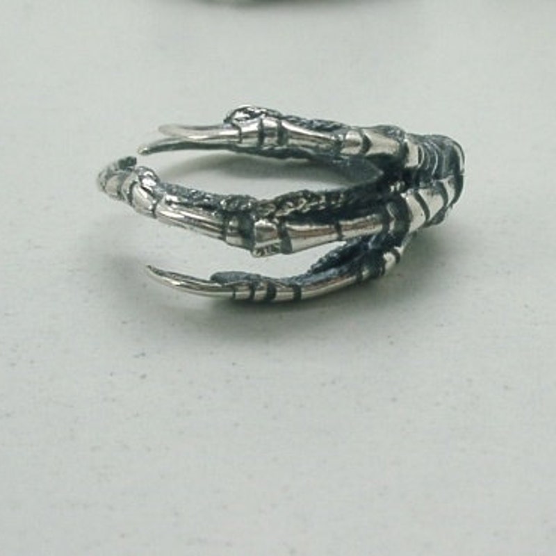 Bird Talon Ring - Etsy