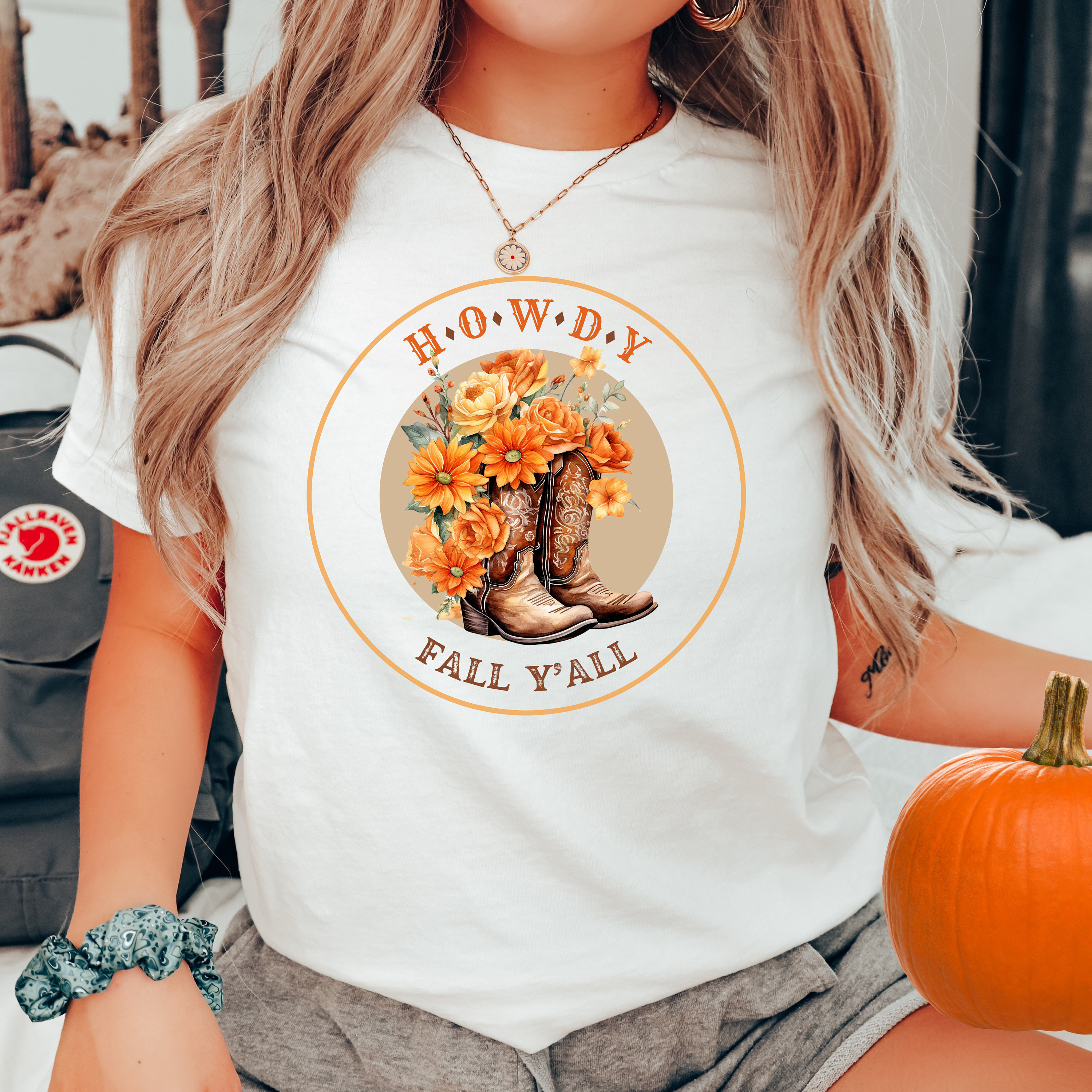 Howdy Fall Y'all Tee Shirt Cute Fall Shirt Halloween Gift Cowgirl Shirt ...