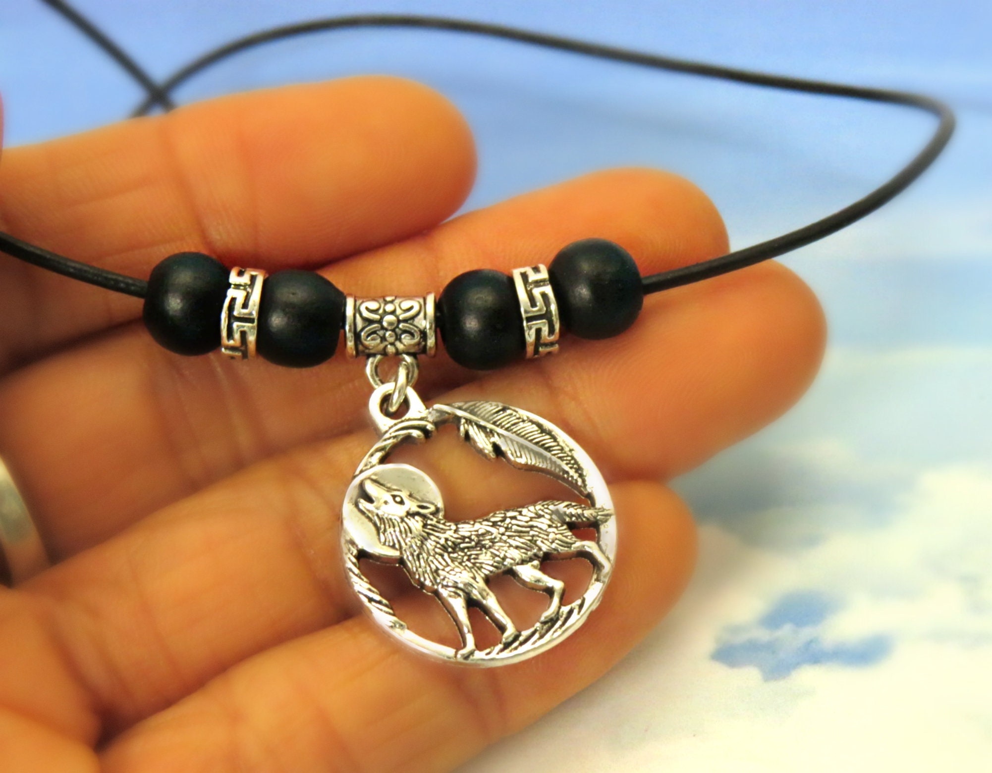 Wolf Necklace/ Howling Wolf Pendant Necklace/ Animal Necklace/ - Etsy ...