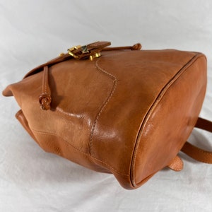YOUNG CAMEL Tan Leather Shoulder Snap Sack Bag Made in Italy - Etsy
