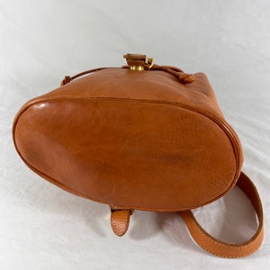 YOUNG CAMEL Tan Leather Shoulder Snap Sack Bag Made in Italy - Etsy