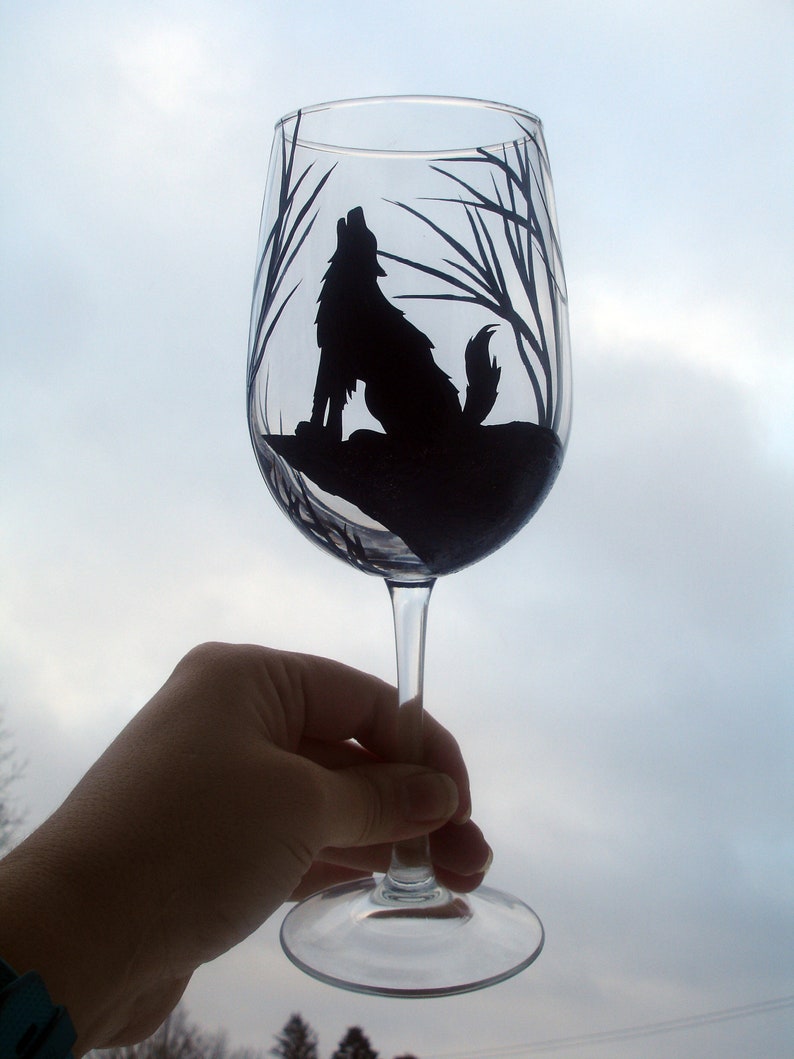 1 Hand painted wolf wine glass | Etsy