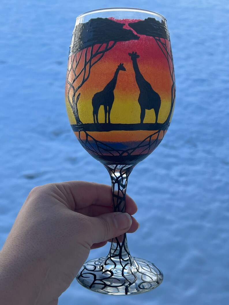 Hand Painted Giraffe Wine Glass - Etsy