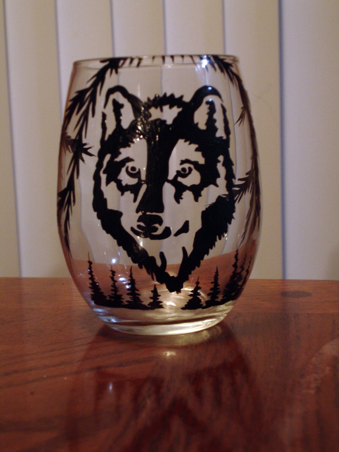 Hand Painted Wolf Wine Glass - Etsy