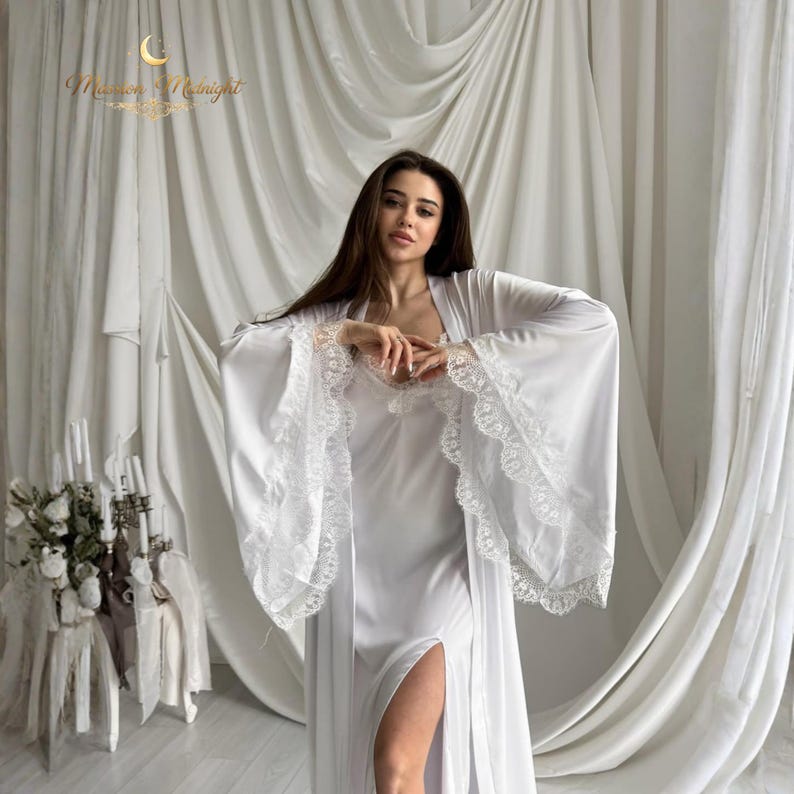 White Silk Bridal Robe & Nightgown Set – Lace Wedding Lingerie ...