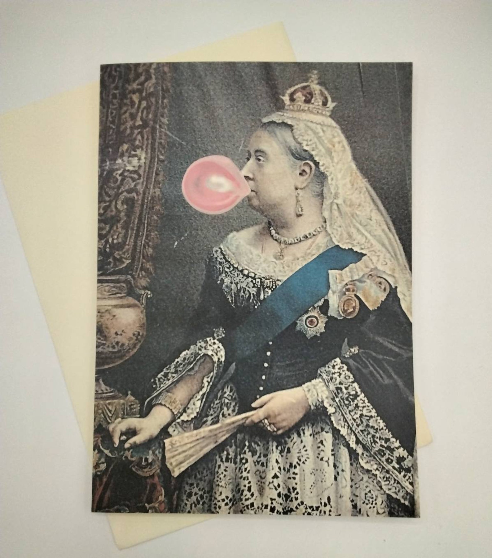 Queen Victoria, British Royal Family, Bubblegum Queen Card, Fun Queen ...