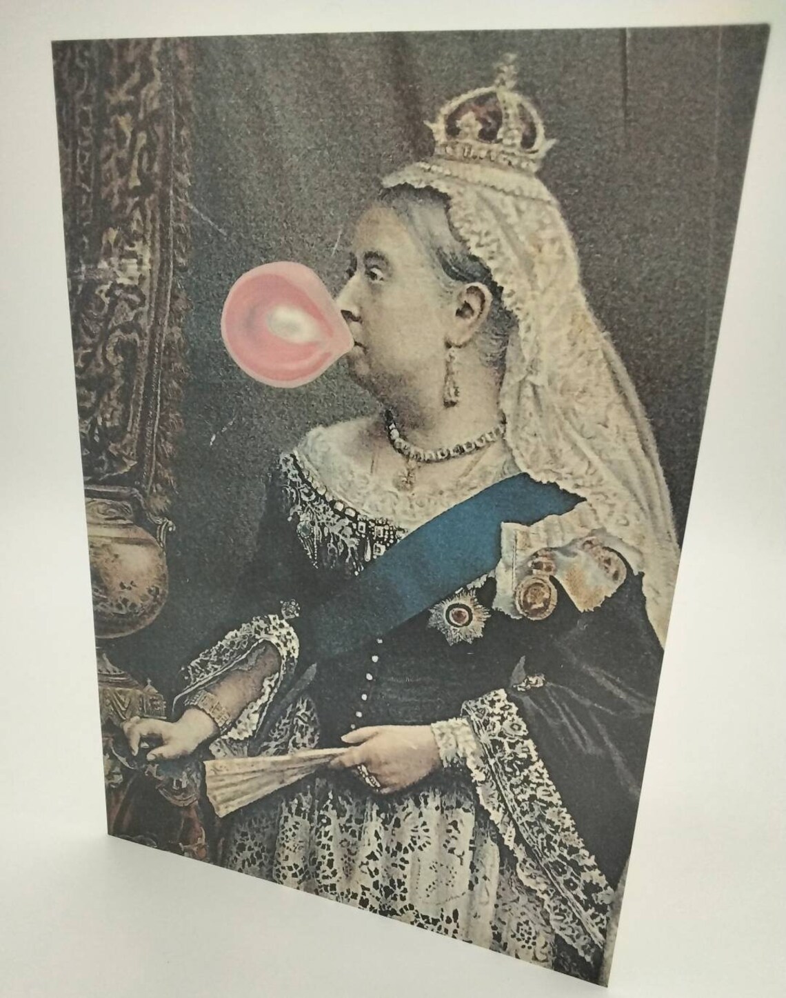 Queen Victoria, British Royal Family, Bubblegum Queen Card, Fun Queen ...