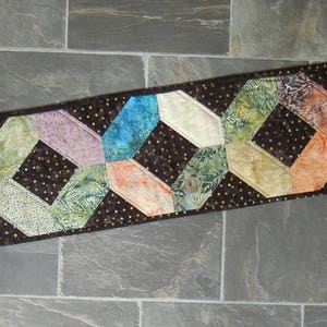 FALL AUTUMN Leaves Batiks Table Runner Topper - Etsy