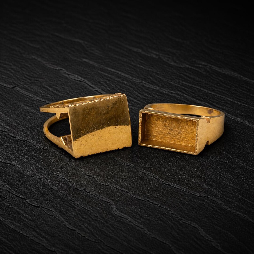 Vintage Secret Compartment Pill Box Ring, Signet Poison Rings, Handmade ...