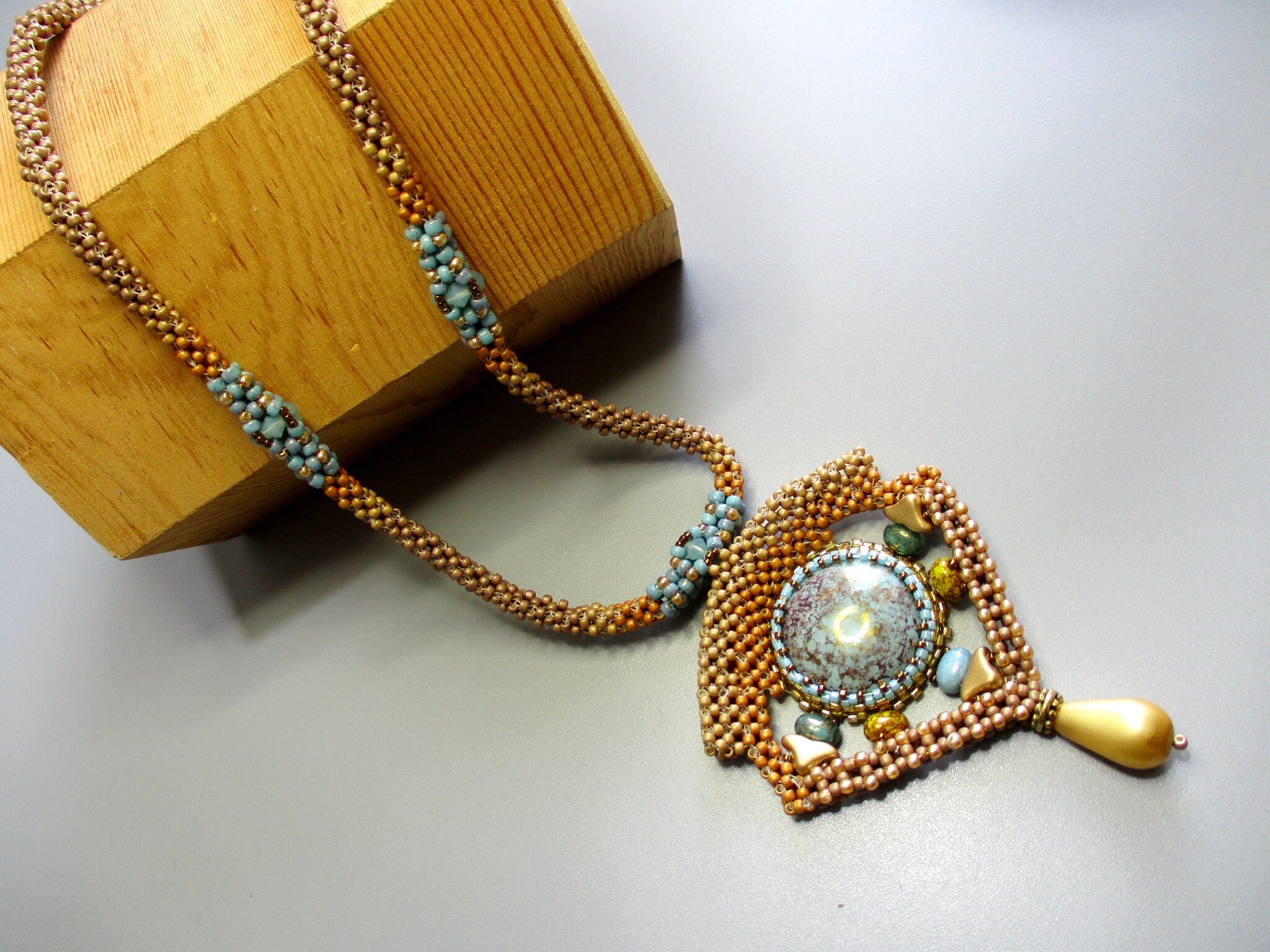 Beading Tutorial oasis Pendant and Necklace Puca Cab, Samos, Helios, Drop, Swarovski Bicones - Etsy
