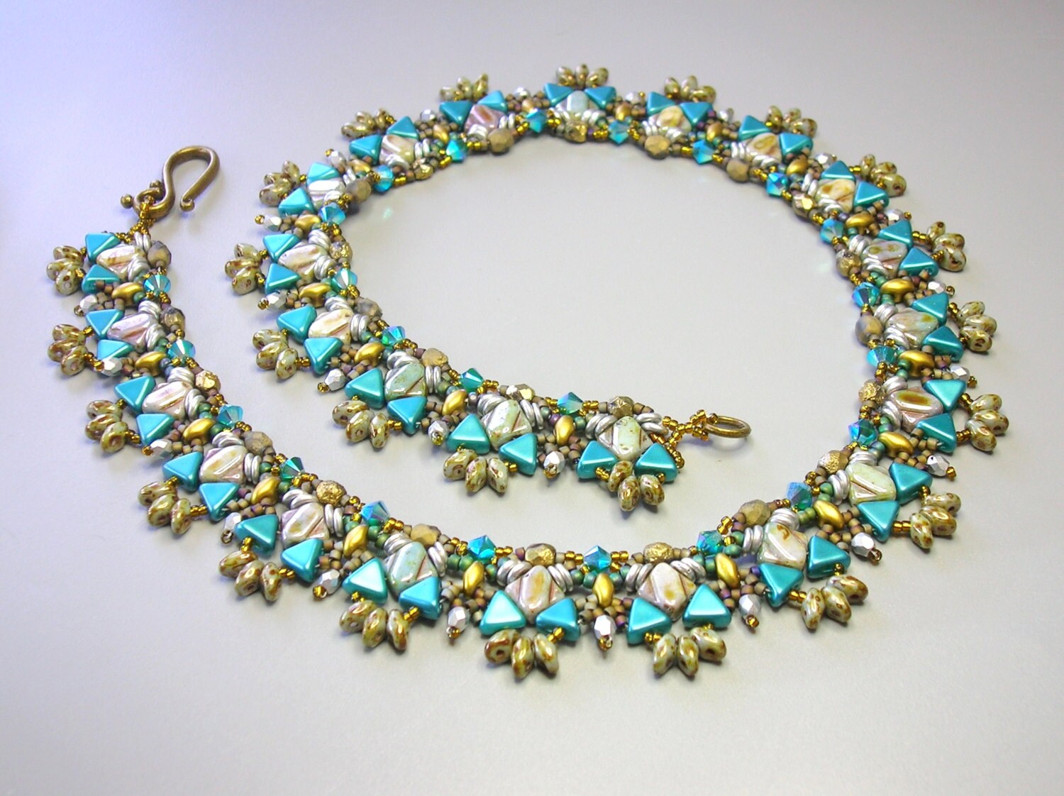 Tutorial - Canyon's River Necklace - Silky, Kheops, Swarovski Bicones ...