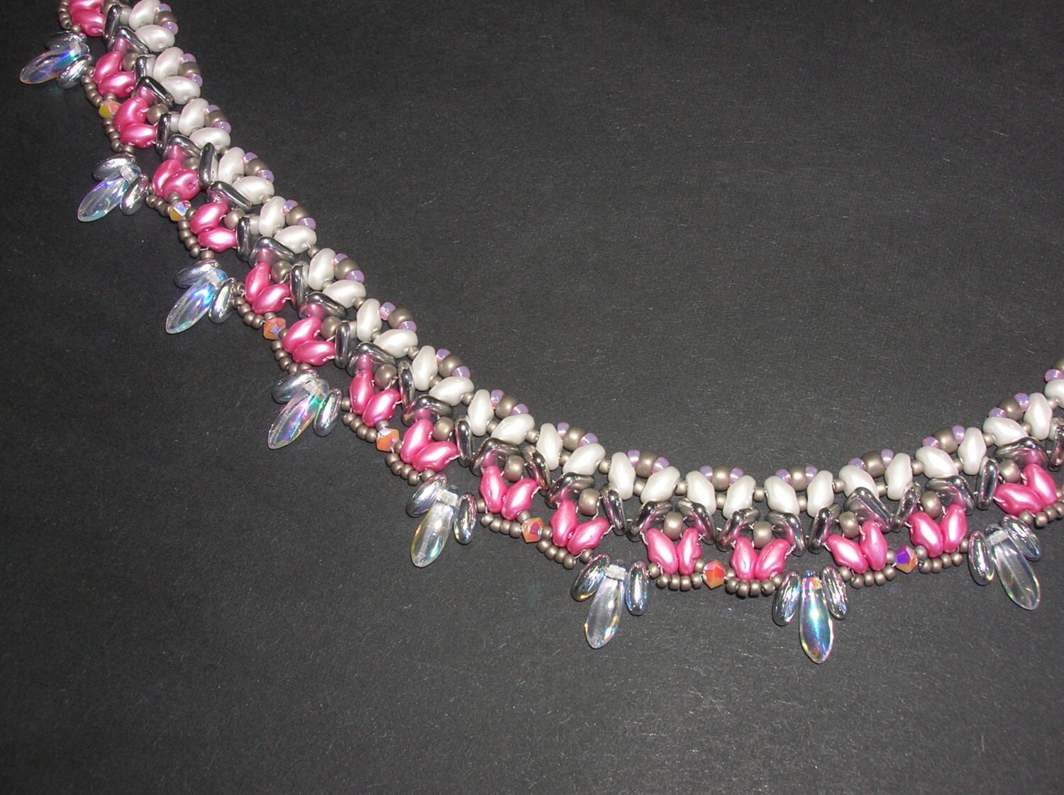 Tutorial - Angel Wings - 2 Holes Triangles & Superduos Beading Tutorial ...