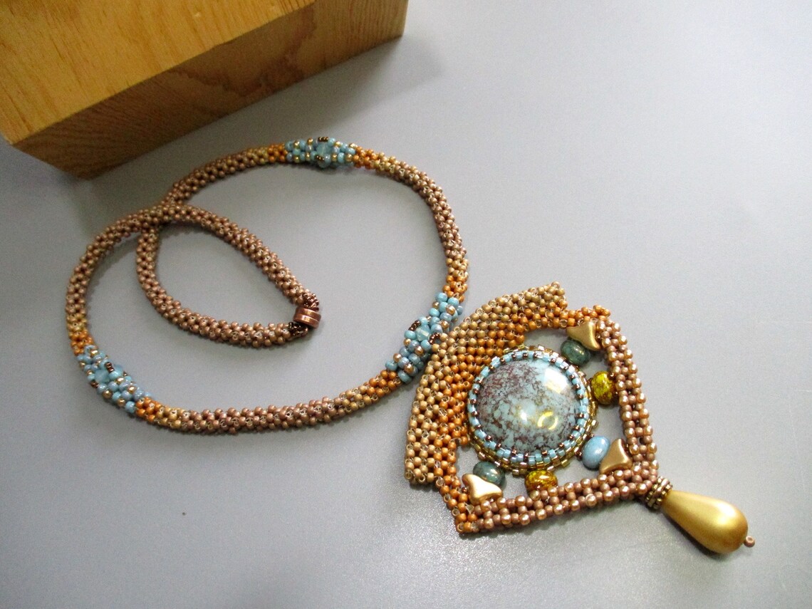 Beading Tutorial oasis Pendant and Necklace Puca Cab - Etsy
