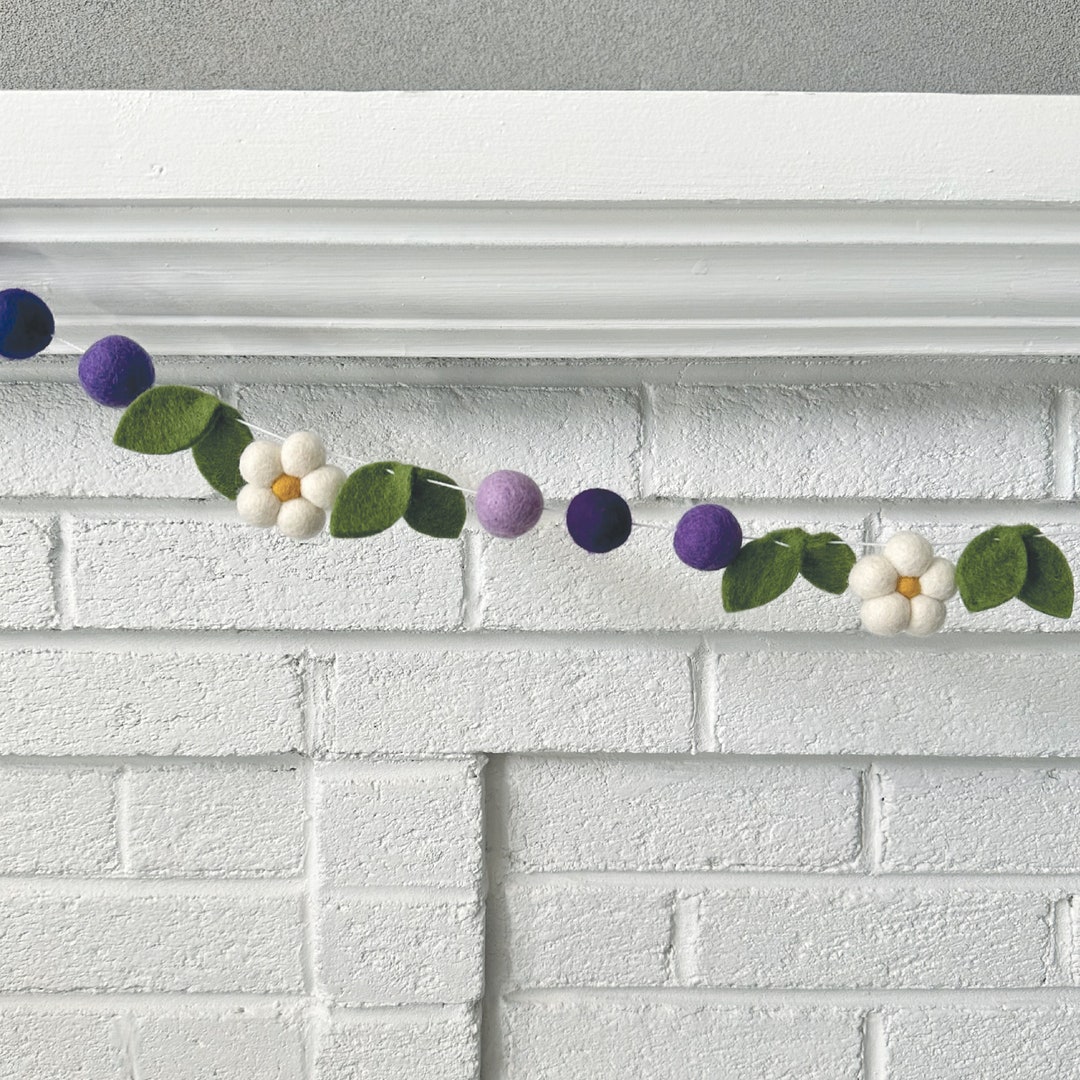Lavender Daze-y | Felt Ball, Daisy & Leaf Garland by Sheep Farm Felt - Etsy