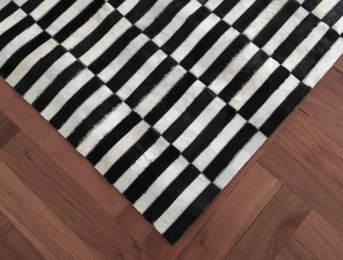Handmade Cowhide Patchwork Rug: Black & White Palacios Design - Etsy