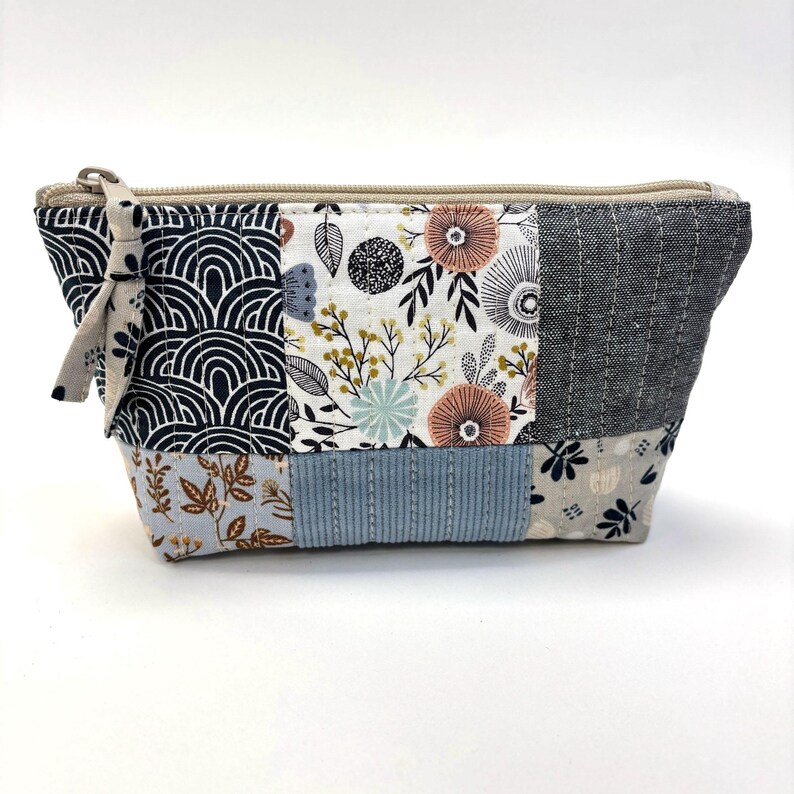 Small Quilted Patchwork Zipper Pouch, Cosmetic Bag, Knitting Notions Pouch - Etsy
